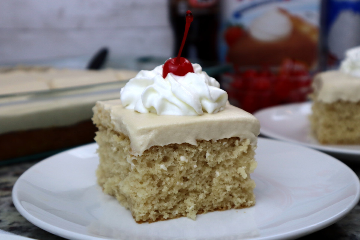 Easy Root Beer Float Cake Recipe - The Freckled Cook